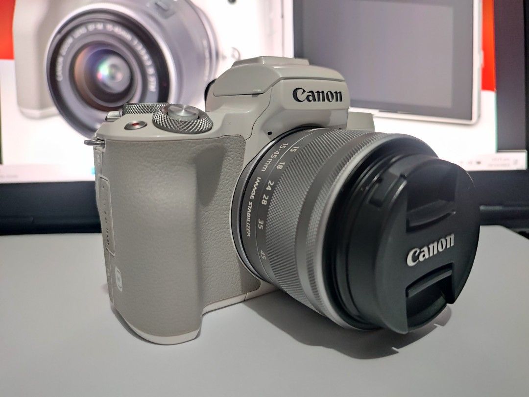 Canon M50 white vlogging camera, Photography, Cameras on Carousell