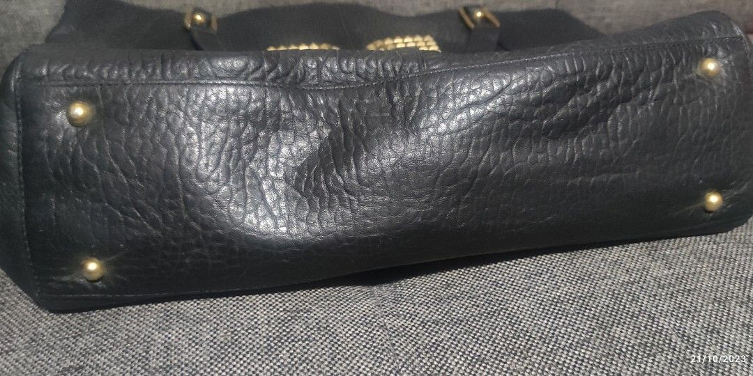 DAKS black tote bag, Women's Fashion, Bags & Wallets, Tote Bags on Carousell