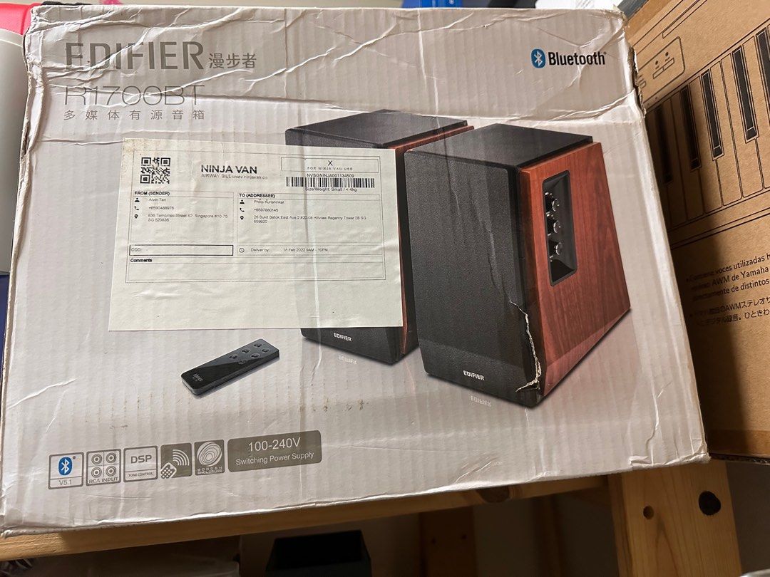 Edifier book shelf speakers R1700BT, Audio, Soundbars, Speakers & Amplifiers on Carousell
