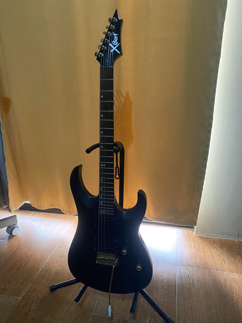 Electric Guitar: SuperStrat: Cort X-1, Hobbies & Toys, Music & Media ...