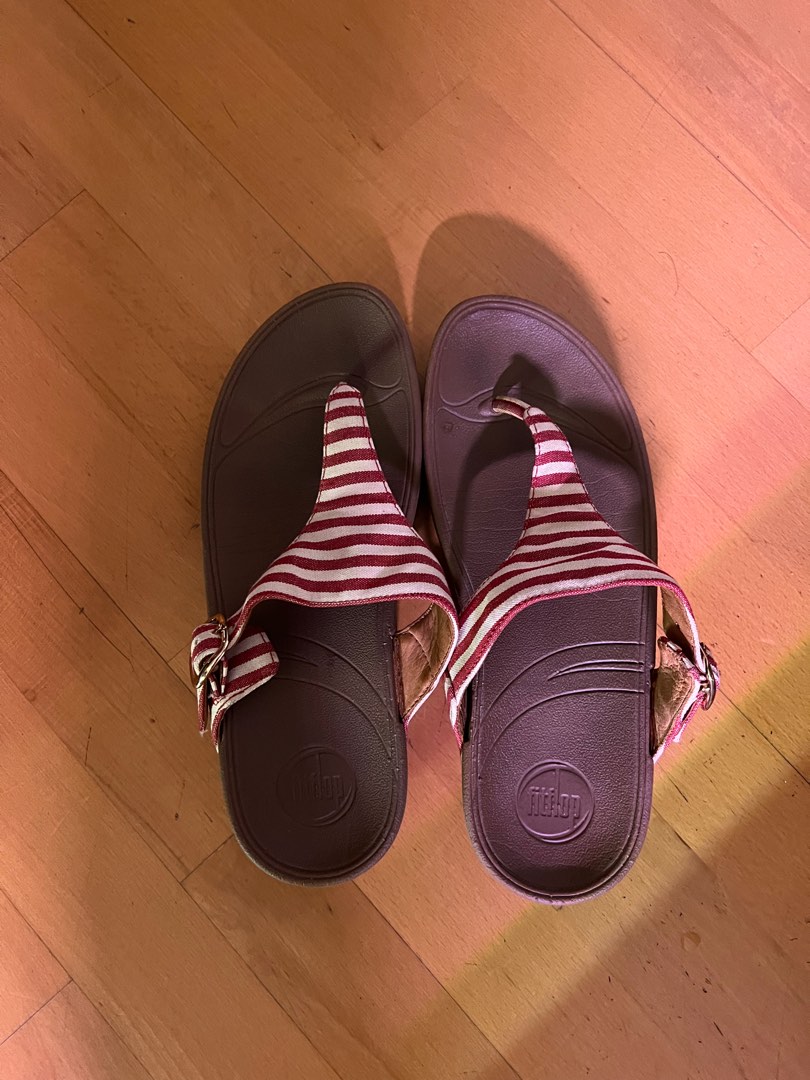 Fitflops red, Women's Fashion, Footwear, Slippers and slides on Carousell