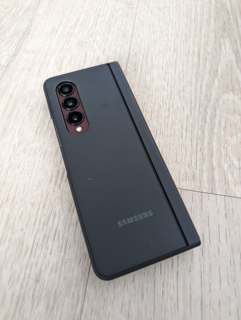 Galaxy Z Fold 4 Burgundy 256GB, Mobile Phones & Gadgets, Mobile Phones ...