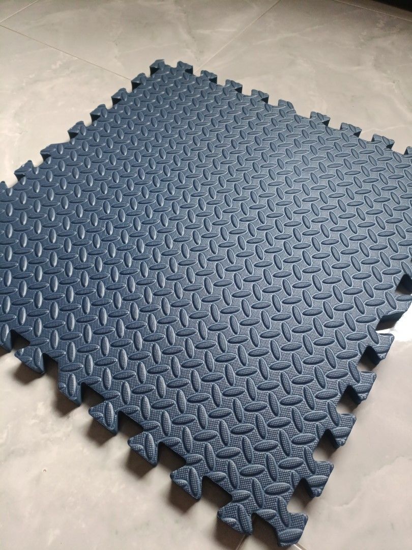 Gym puzzle mat x2, Sports Equipment, Exercise & Fitness, Exercise Mats ...
