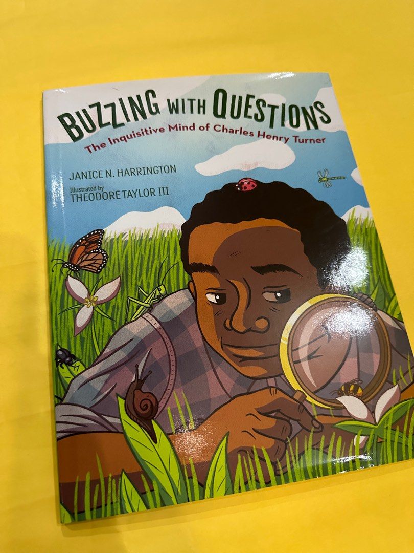 Hardbound picture book, Buzzing with Questions, Hobbies & Toys, Books ...
