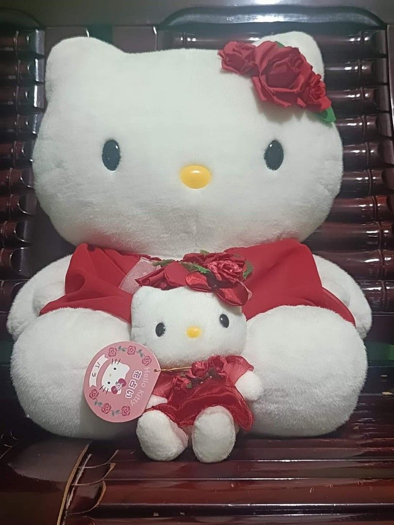 Hello Kitty Jumbo set, Hobbies & Toys, Toys & Games on Carousell