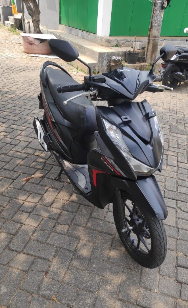 Honda Beat CW ISS 2022, Motor di Carousell