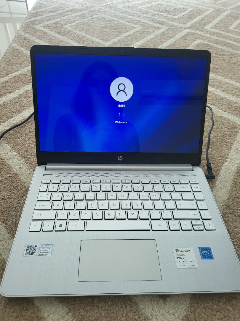 hp laptop 14s-dq0510tu windows 11 ram 4GB, Elektronik, Komputer, Laptop ...