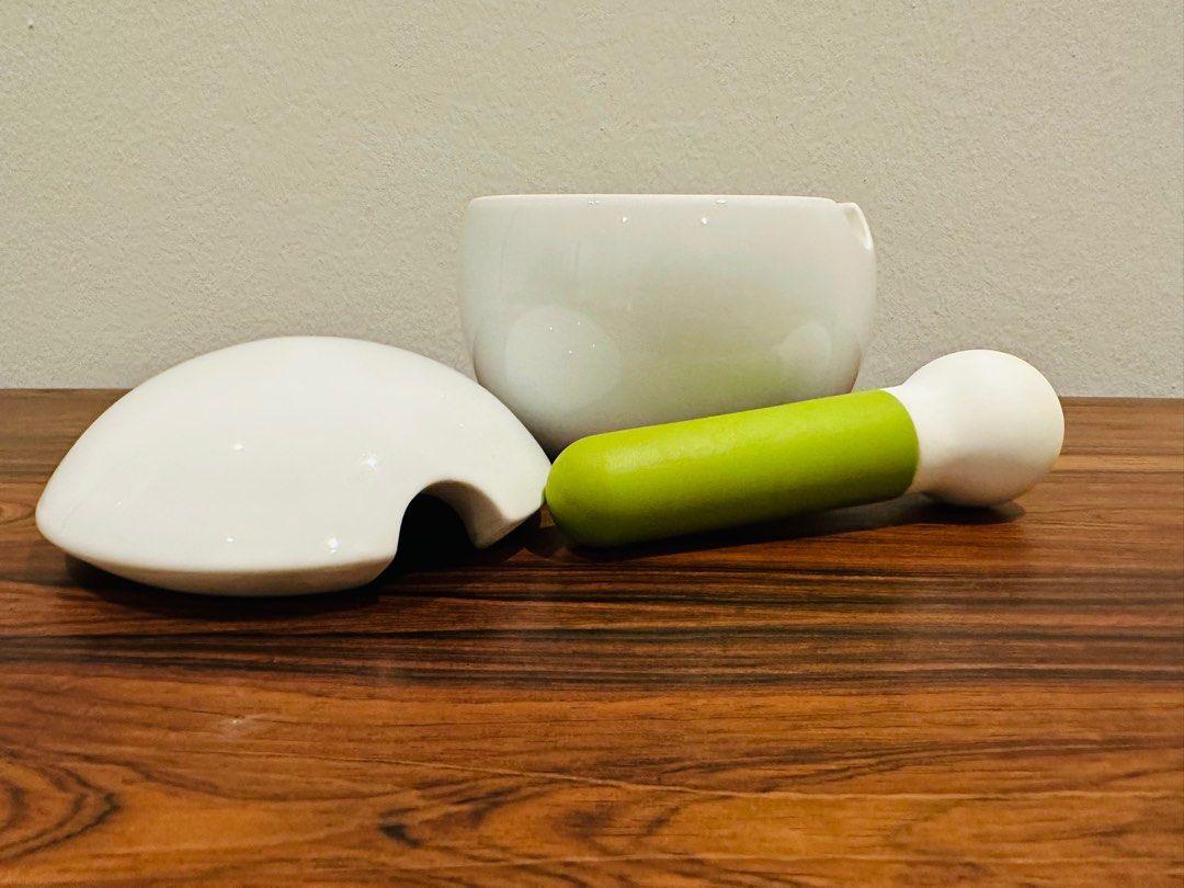 Joseph Joseph Ceramic Mortar & Pestle with Lid, Furniture & Home Living ...