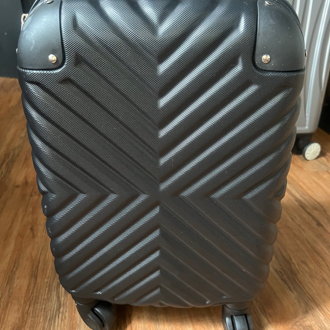 Koper 16 inch , roda 4 puter 360 derajat, Serba Serbi, Others di Carousell