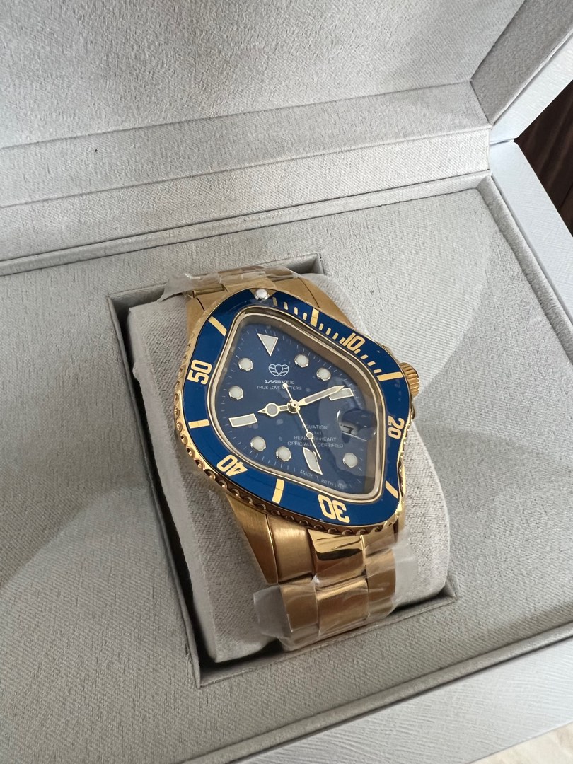 Laarvee PEA001, Luxury, Watches on Carousell