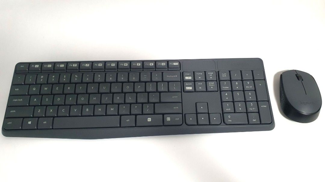 Logitech Mk235 Wireless Keyboard And Mouse Computers And Tech Parts And Accessories Computer