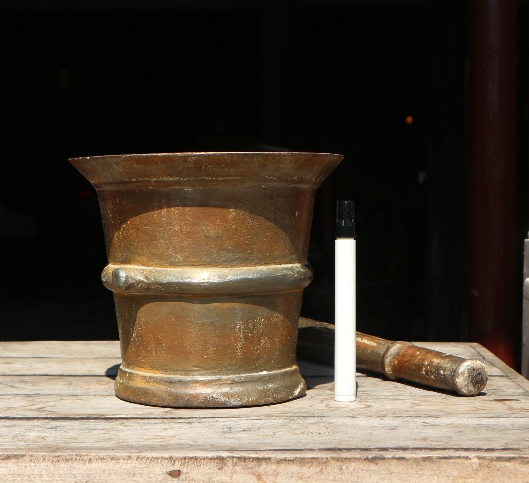 Lumpang/Penumbuk Bumbu Lawas/Lumpang Alu Besi Lawas, Antik, Lainnya di ...