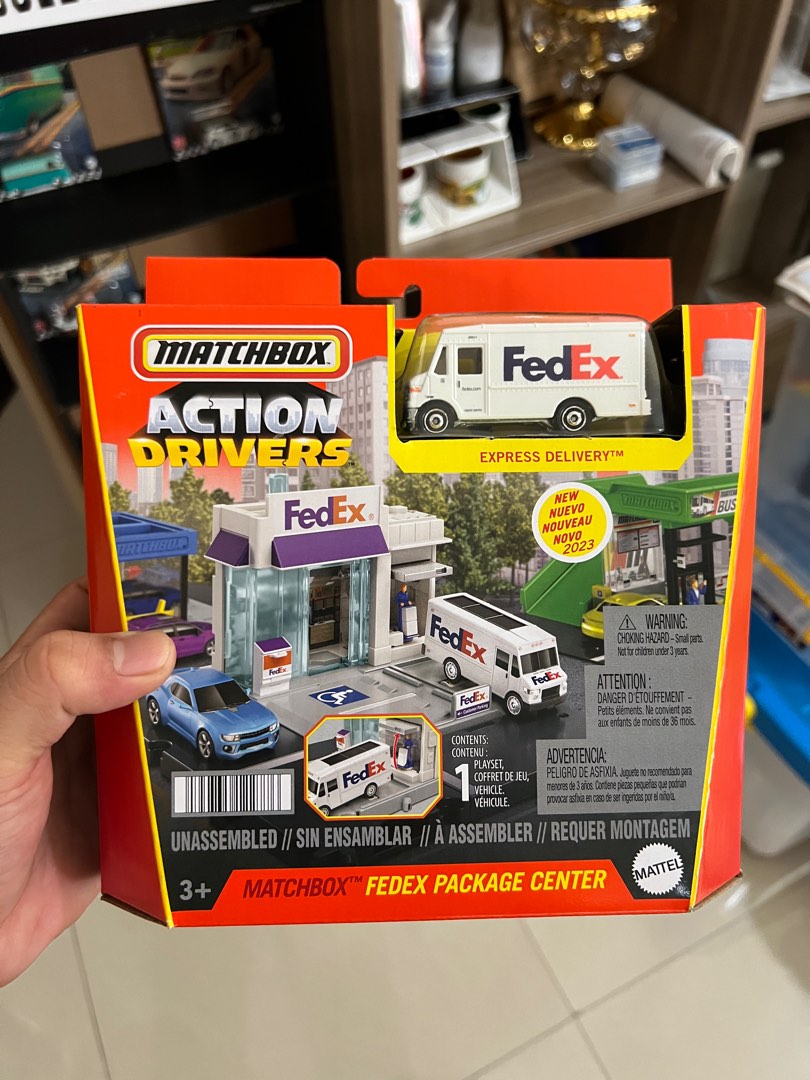 Matchbox Action Drivers Fedex Package Center Playset, Toys ...