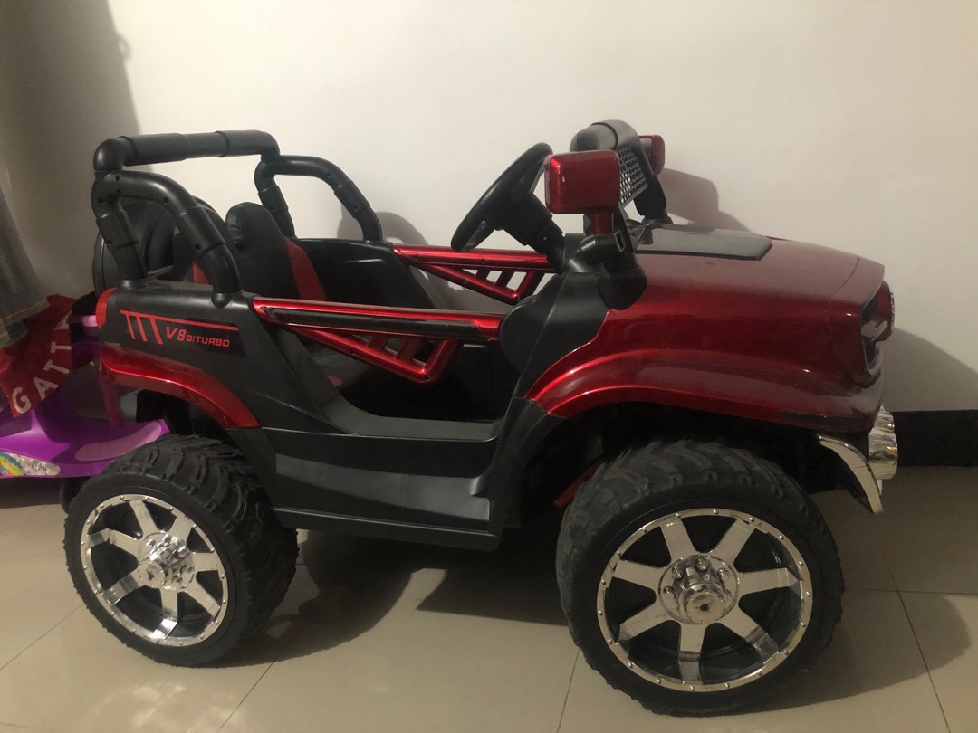 Mercedes Benz Toy Car, Hobbies & Toys, Toys & Games on Carousell