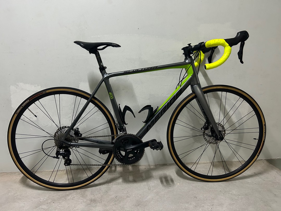 Merida Scultura 400 Disc Brakes Road Bike, Sports Equipment, Bicycles ...