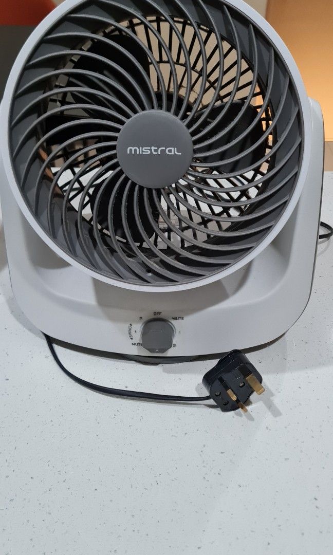 Mistral Table Desk fan, 3 speed rotating, Furniture & Home Living ...