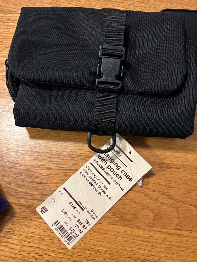 Muji Travel pouch, Hobbies & Toys, Travel, Travel Essentials ...