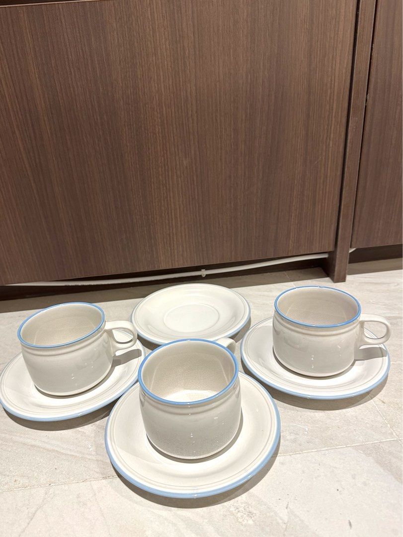 Muslim owned 3 cups and 4 saucers, Furniture & Home Living, Kitchenware ...