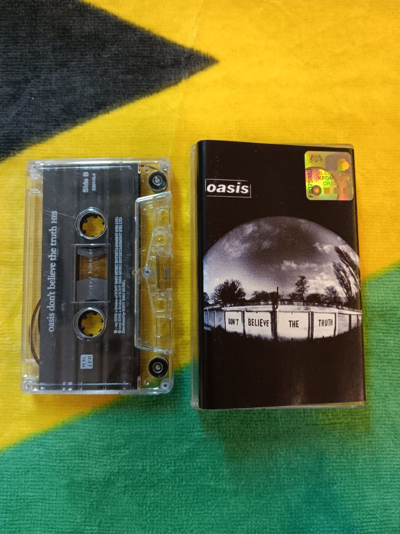 OASIS DONT BELIEVE THE TRUTH CASSETTE TAPE KASET, Hobbies & Toys, Music ...
