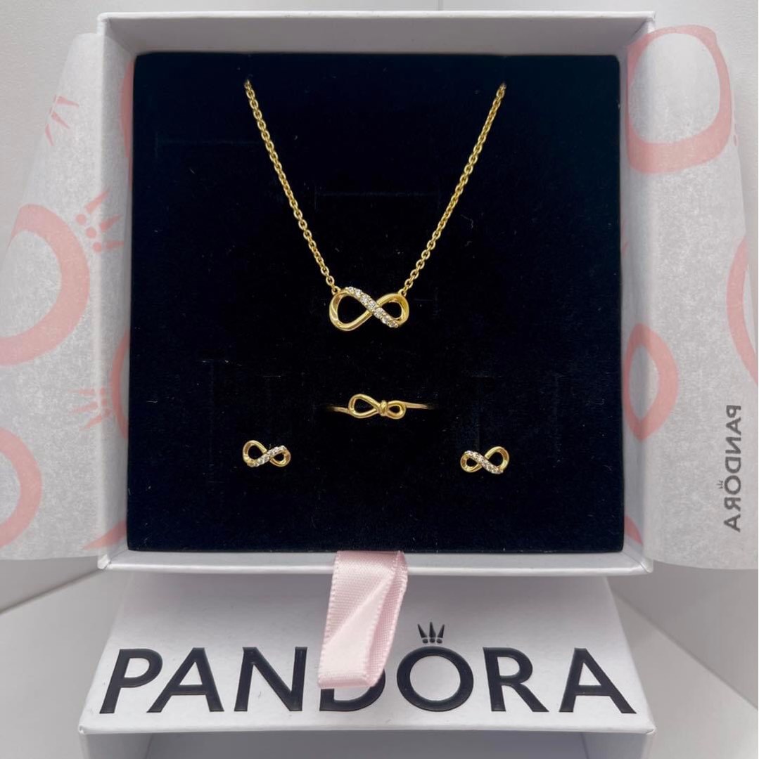Pandora Infinity set in gold, Women's Fashion, Jewelry & Organizers ...