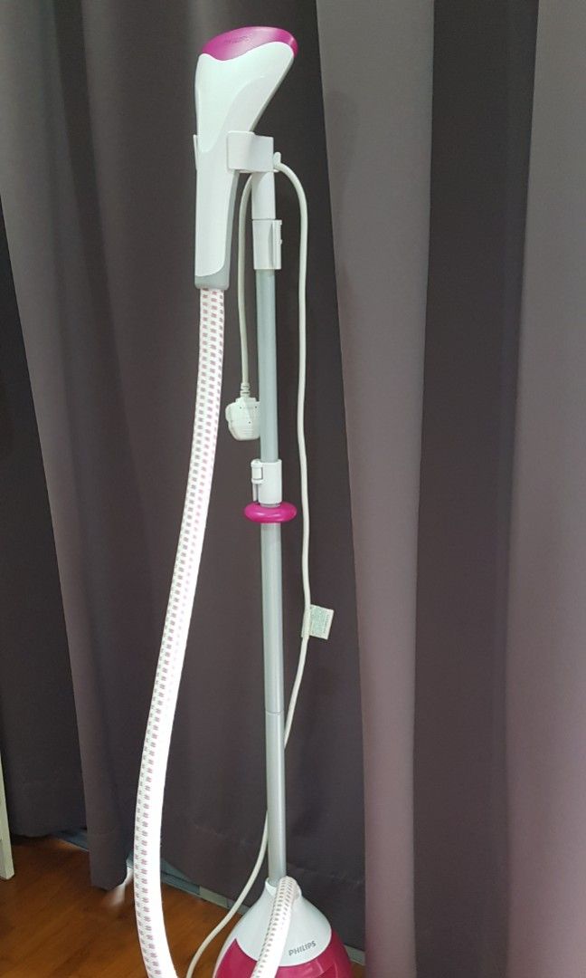 Philips Garment Steamer, TV & Home Appliances, Irons & Steamers on Carousell