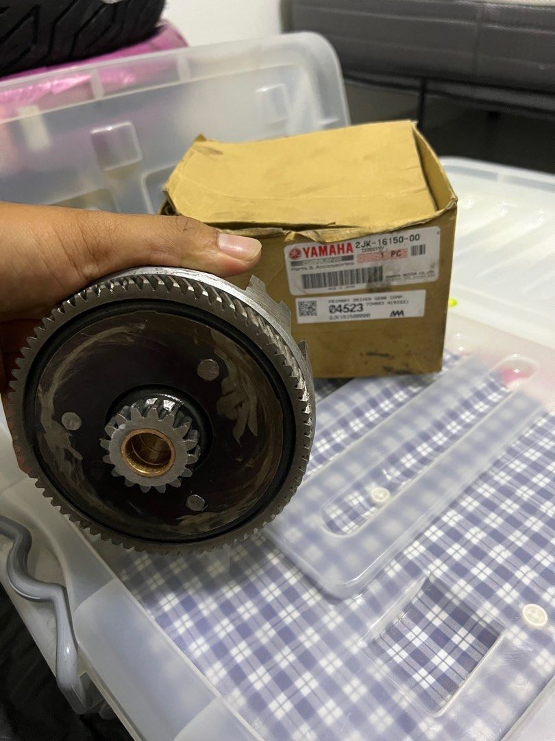 Rxz clutch housing, Motorcycles, Motorcycle Accessories on Carousell