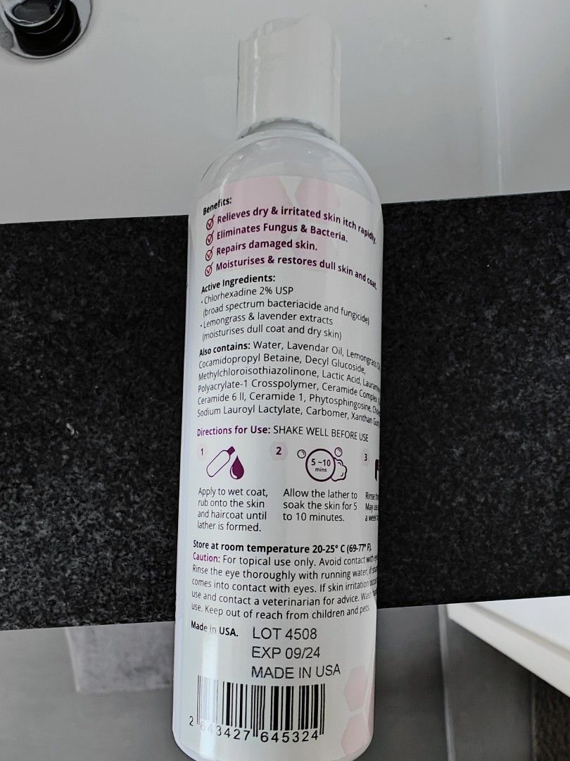 SeboFIX medicated shampoo, Pet Supplies, Health & Grooming on Carousell