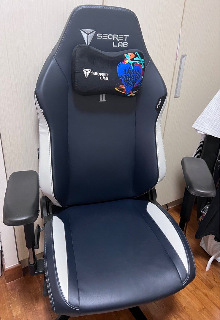 Secret lab titan Evo 2022 chair, Furniture & Home Living, Furniture ...