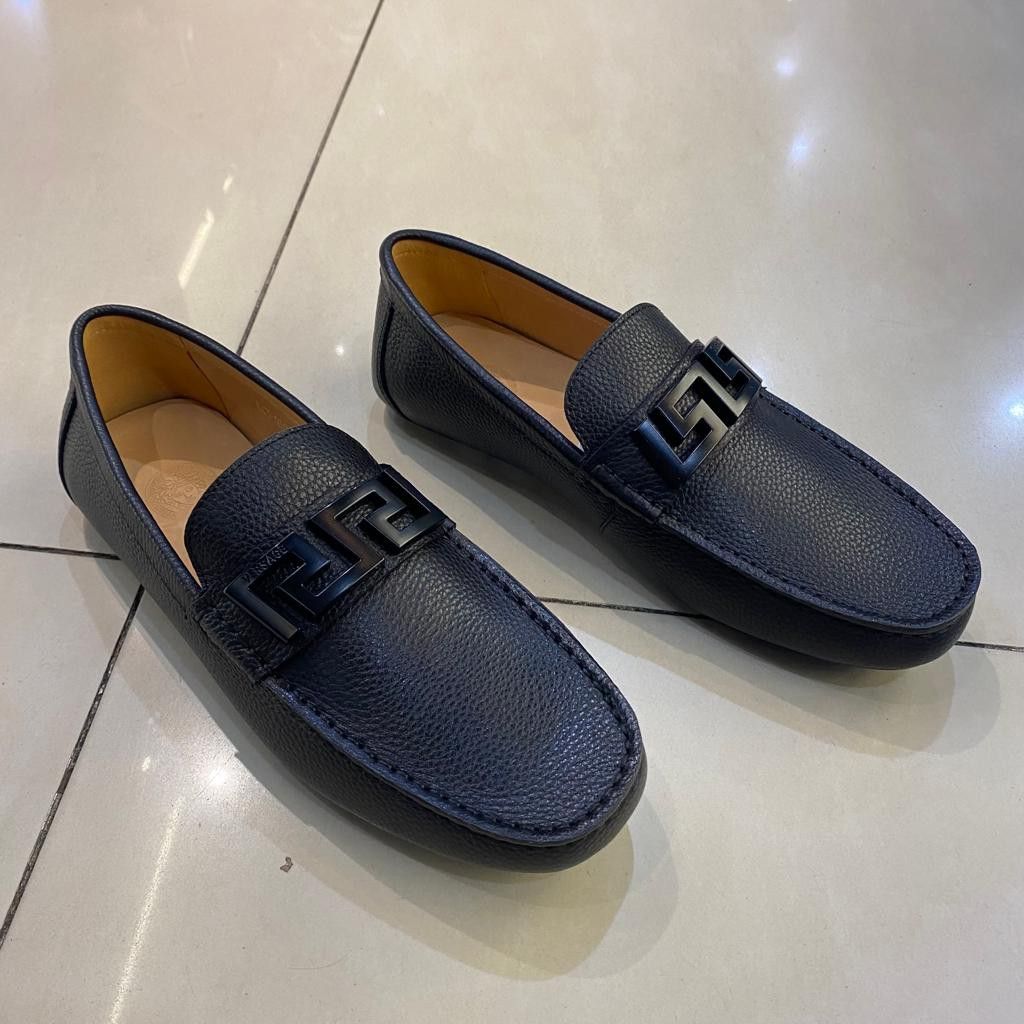 Sepatu Versace, Fesyen Pria, Sepatu , Sepatu Formal di Carousell