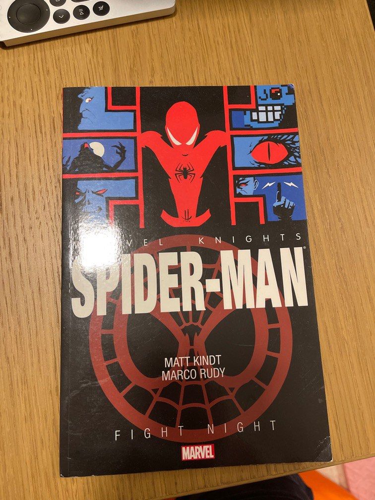 Spider man fight night, Hobbies & Toys, Books & Magazines, Comics ...