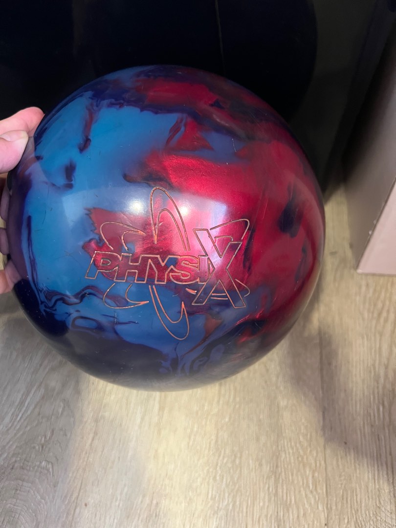 Spinner bowling balls, Sports Equipment, Sports & Games, Billiards ...