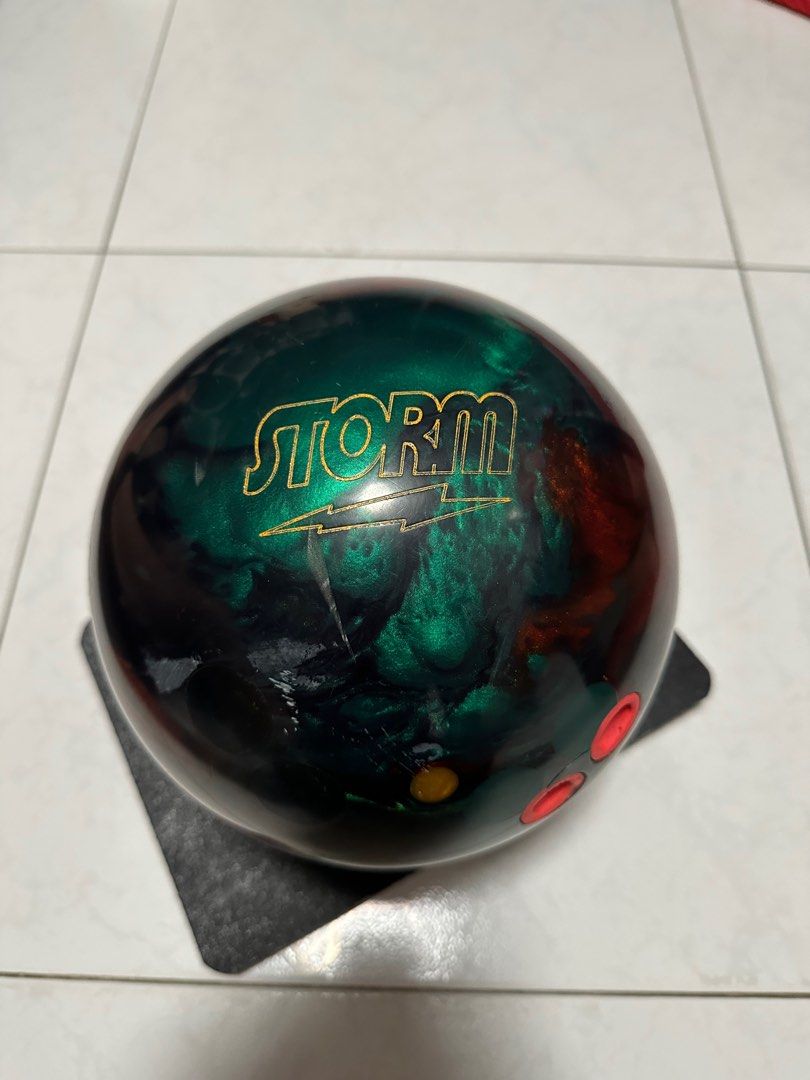 storm absolute, Sports Equipment, Sports & Games, Billiards & Bowling ...