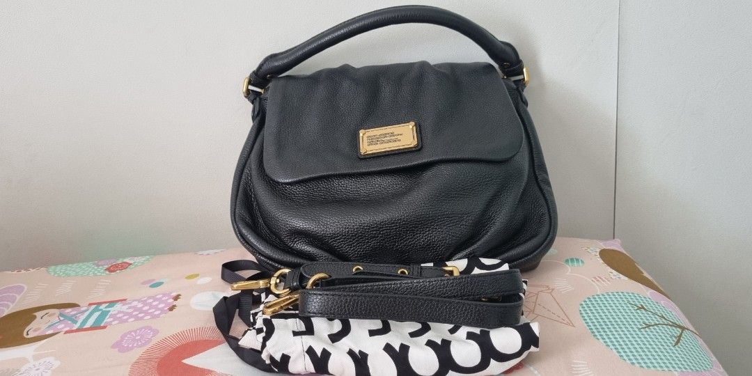 Tas marc jacobs hitam auth, Fesyen Wanita, Tas & Dompet di Carousell