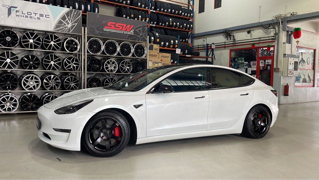 Tesla Original 18” inch rim Rays Volk Racing Te37 SL SAGA M-Spec with ...