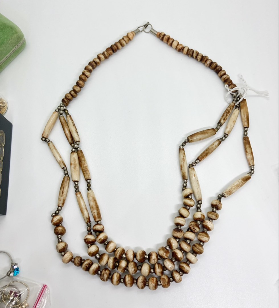 Vintage Bone Necklace, Women's Fashion, Jewelry & Organizers, Necklaces ...