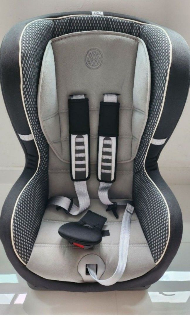 Volkswagen Britax Isofix in car child seat, Babies & Kids, Going Out ...
