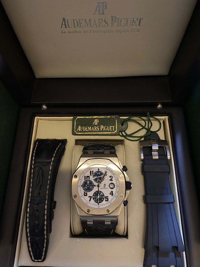 AP Royal Oak Offshore Navy 26170ST, Luxury, Watches on Carousell