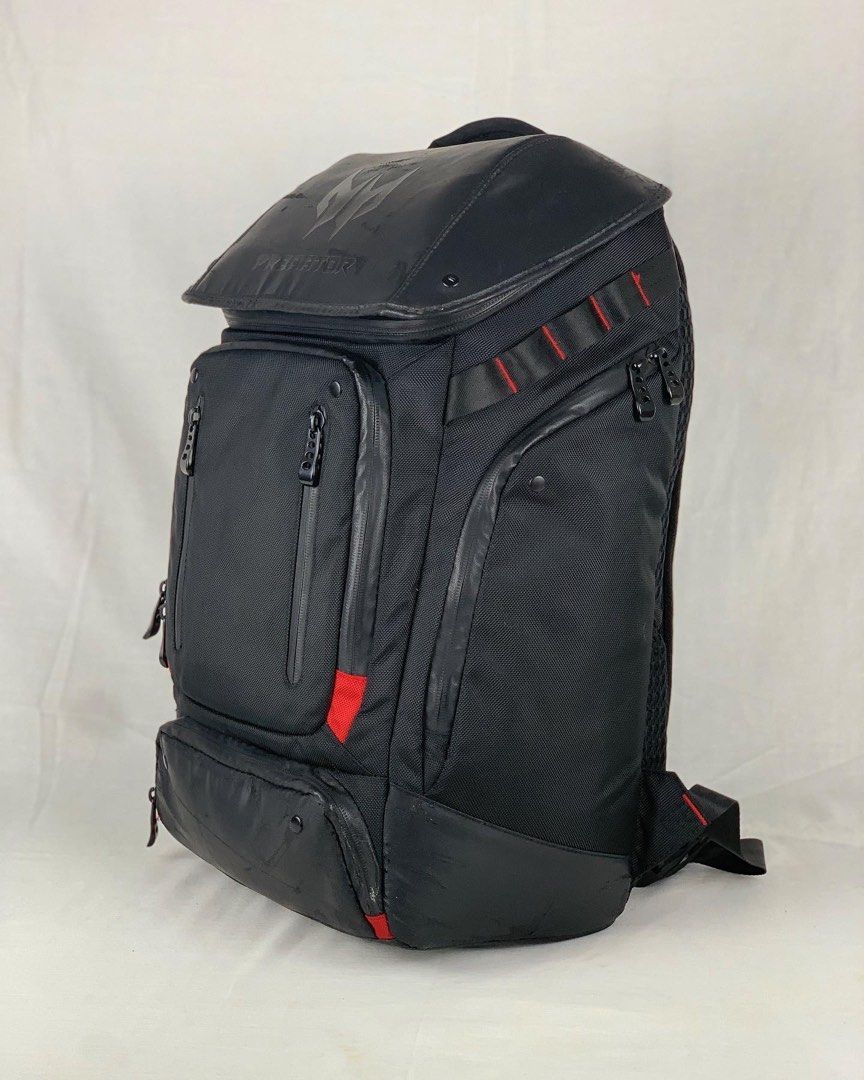 Backpack predator, Fesyen Pria, Tas & Dompet , Ransel di Carousell
