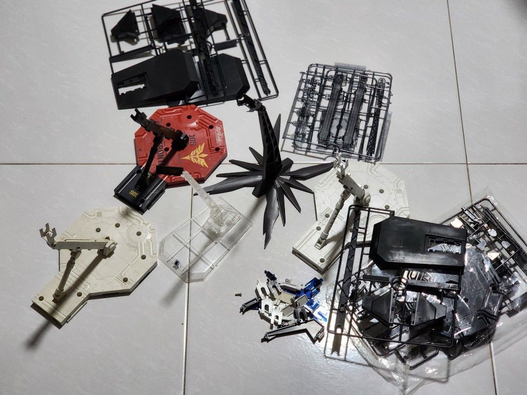 Bandai Gundam Gunpla Display Stand Toy, Hobbies & Toys, Toys & Games on ...