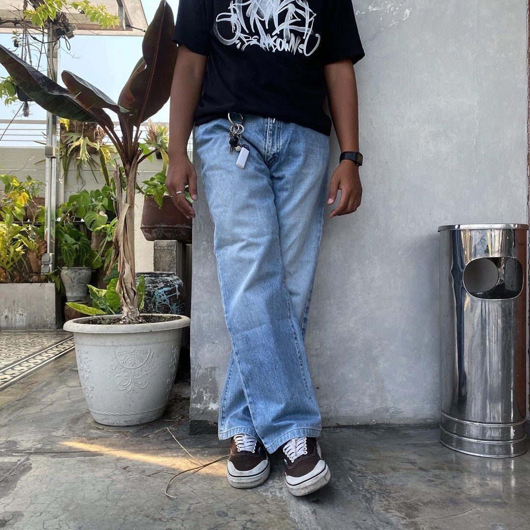 BOBSON JEANS PANTS, Fesyen Pria, Pakaian , Bawahan di Carousell