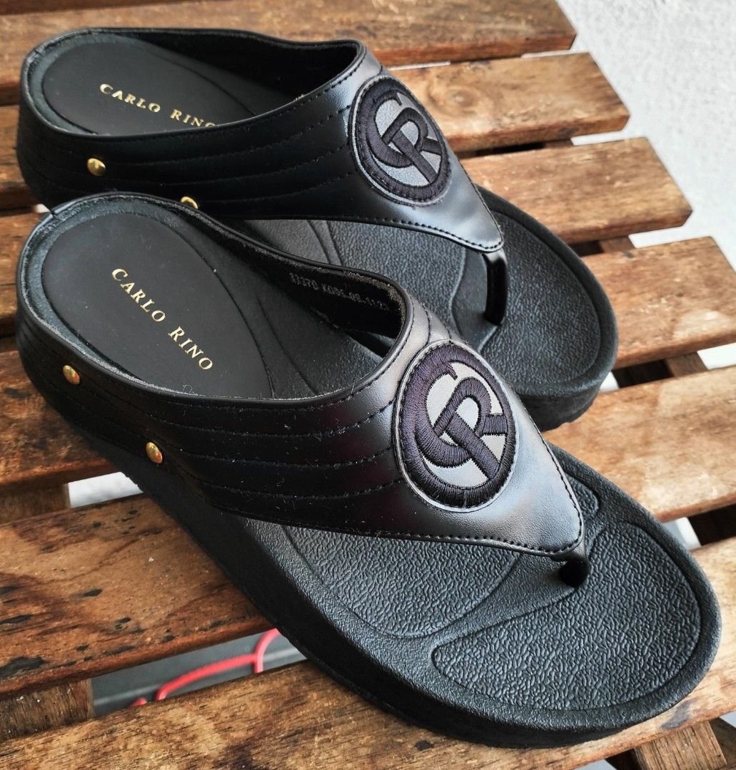 Carlo Rino Flat Sandal, Women's Fashion, Footwear, Flats on Carousell