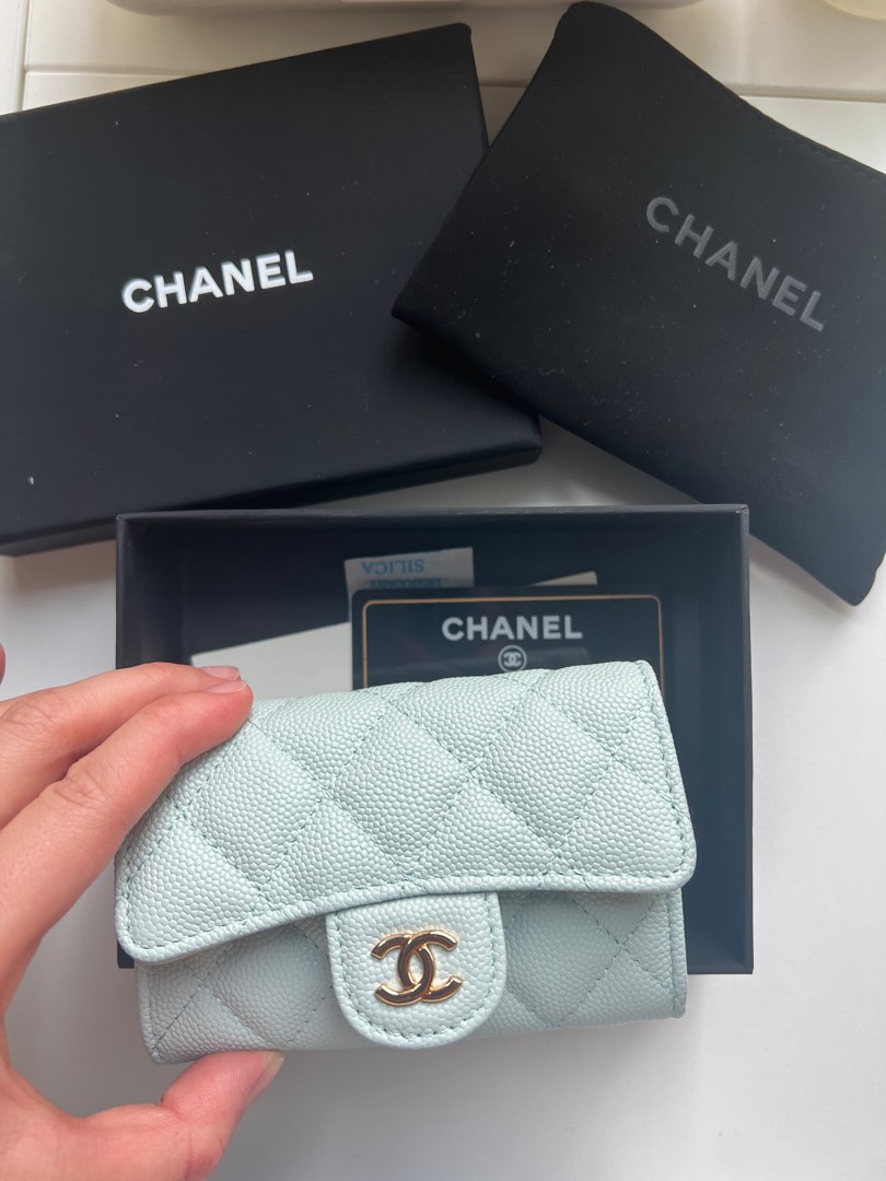 chanel CF cardholder, 名牌, 手袋及銀包 - Carousell