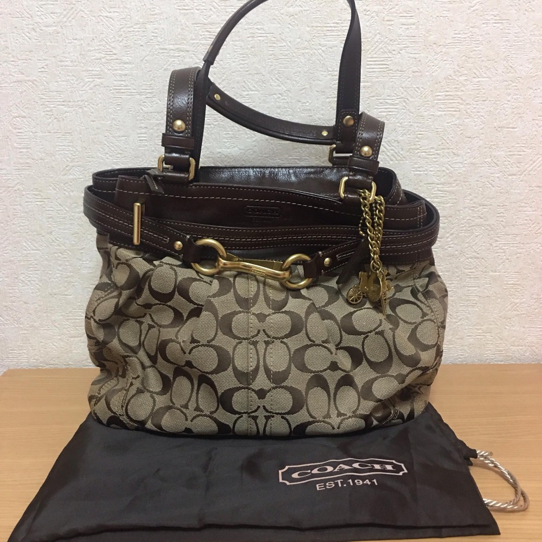 Coach Bag, Luxury, Bags & Wallets on Carousell