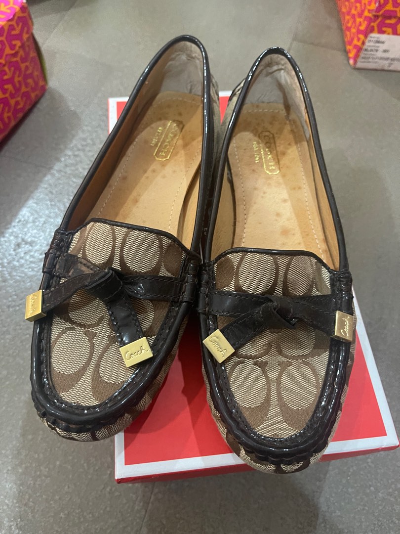 Coach loafers us 7, Women's Fashion, Footwear, Loafers on Carousell