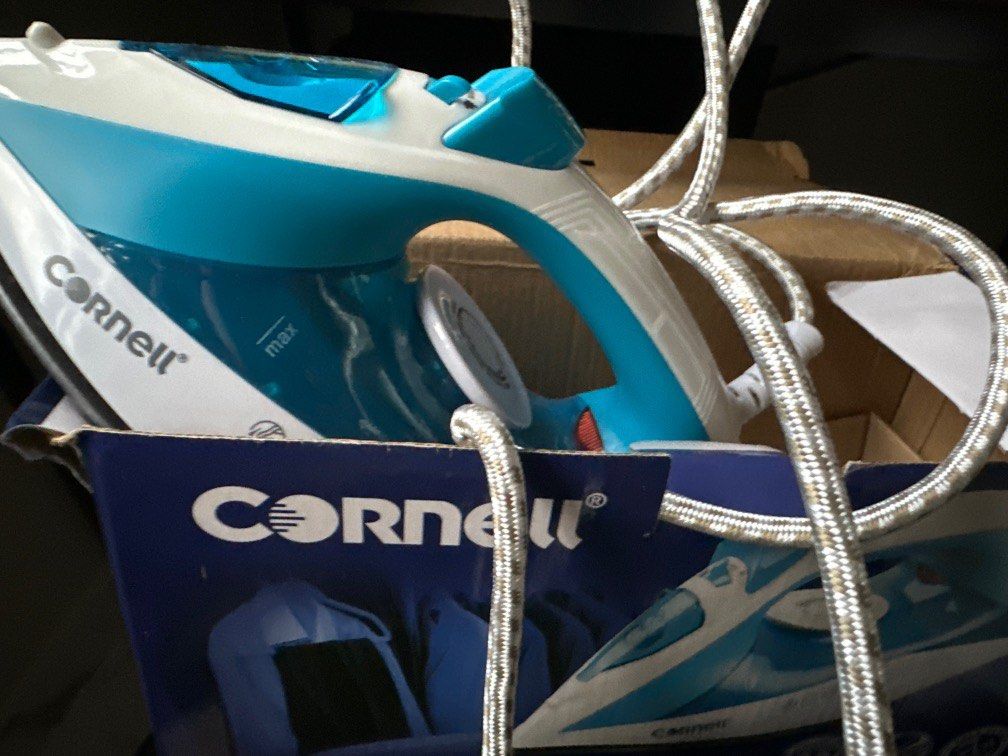 Cornell Iron, TV & Home Appliances, Irons & Steamers on Carousell
