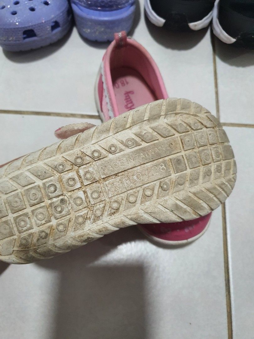 Crocs, Melissa, Nike, Bata, Babies & Kids, Babies & Kids Fashion on ...