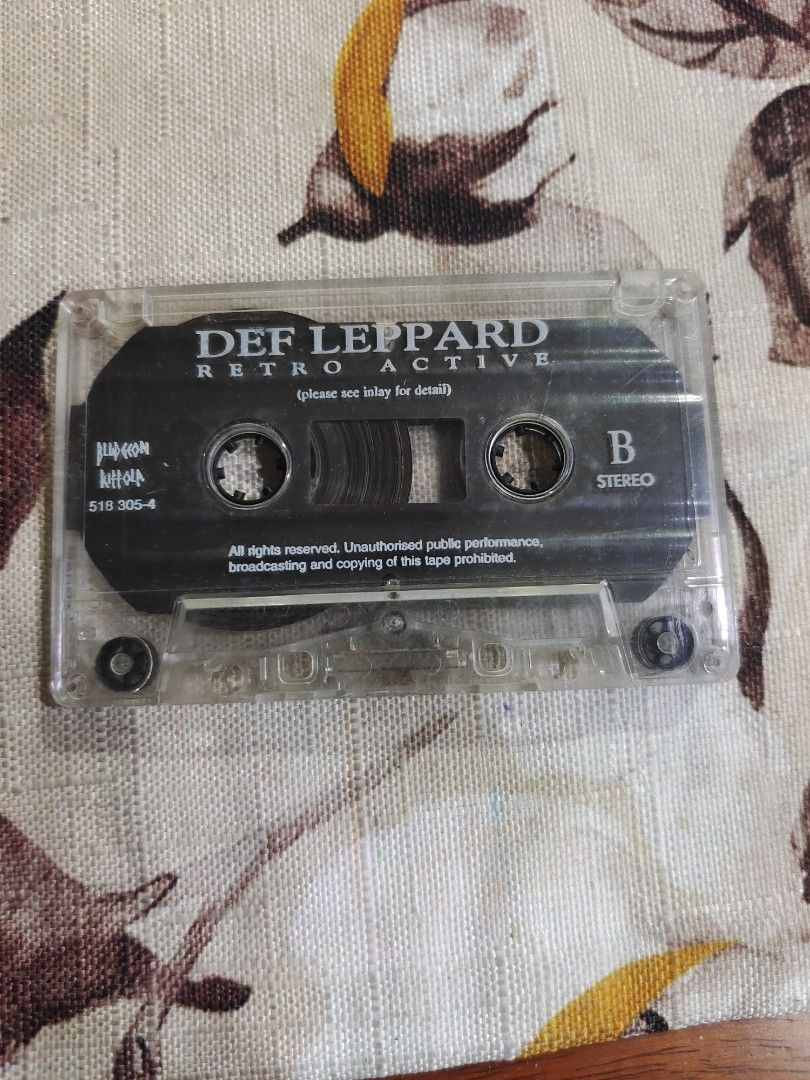 Def Leppard - Retro Active Cassette, Hobbies & Toys, Music & Media, CDs ...