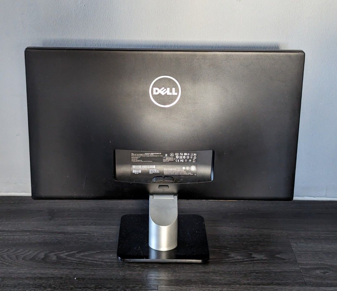 Dell Monitor 24 Inch, Computers & Tech, Parts & Accessories, Monitor ...