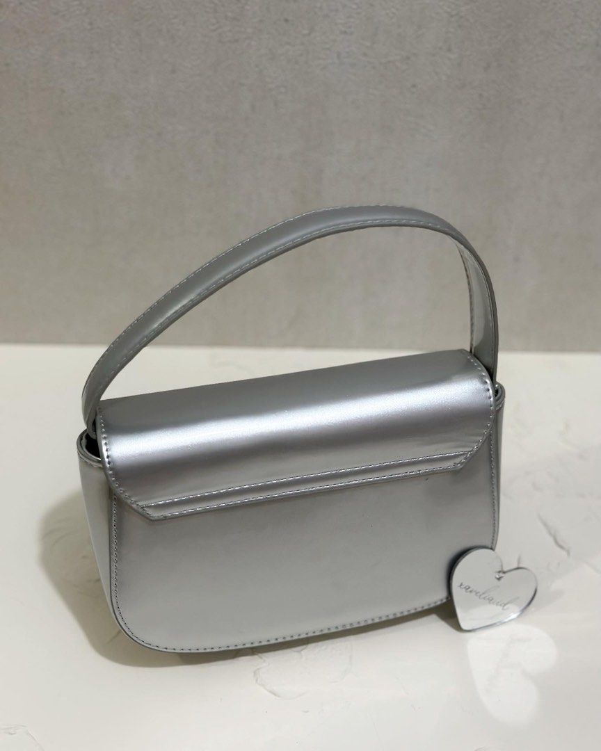 diesel silver with glitter, Fesyen Pria, Tas & Dompet , Tas Selempang ...