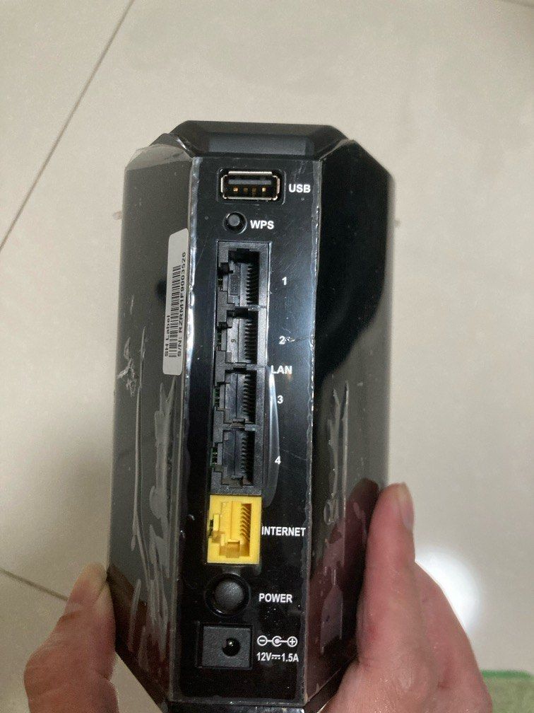 Dlink DIR850L AC1200 router, Computers & Tech, Parts & Accessories, Networking on Carousell